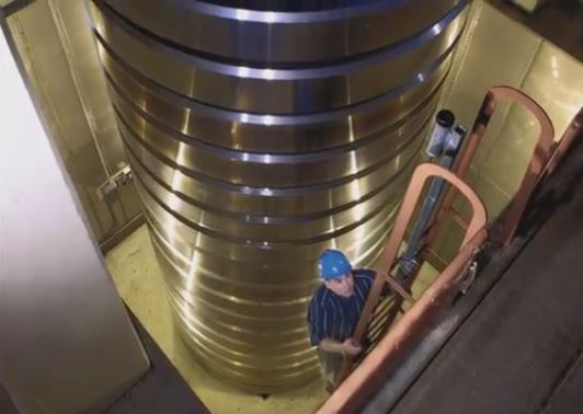 Restoration Begins on NIST's Million-Pound Deadweight Machine | NIST