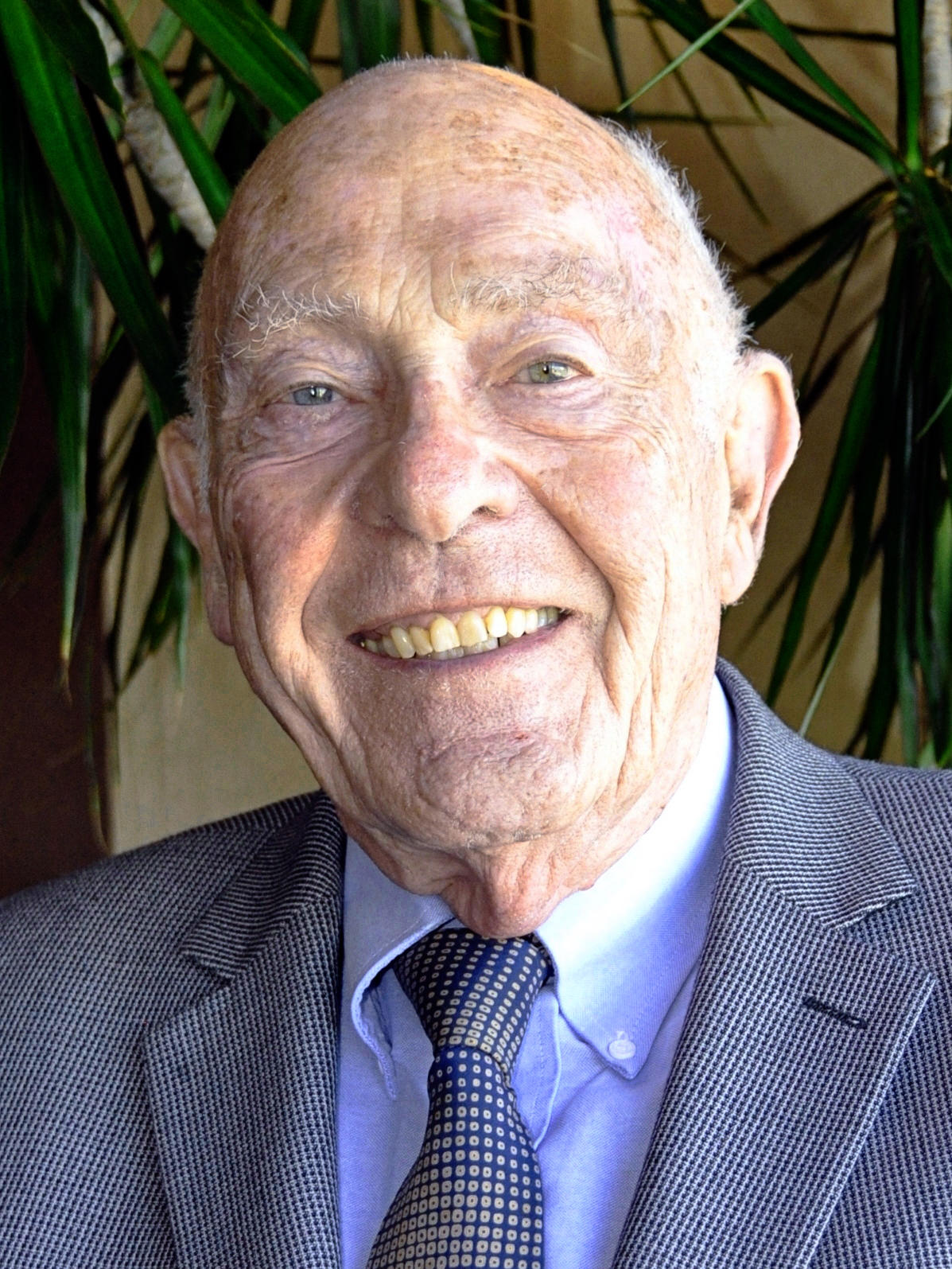 Frank Gayle's Instagram, Twitter & Facebook on IDCrawl