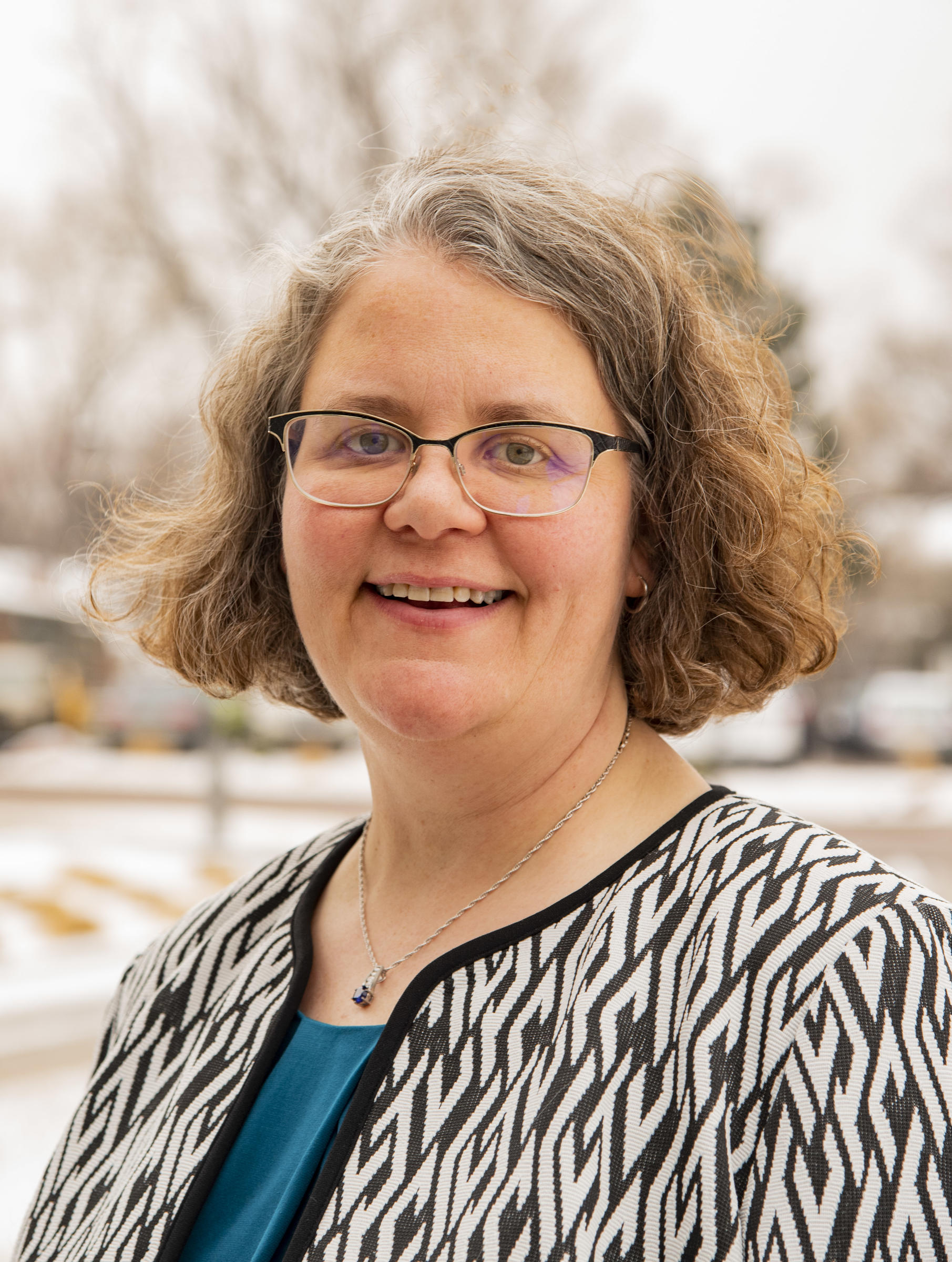 Kristan Corwin Receives the 5 Sigma Physicist Award | NIST