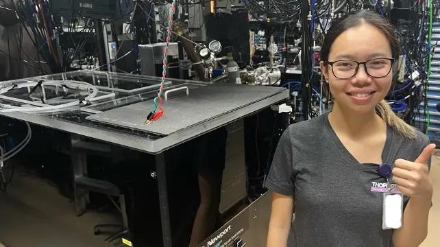 Cheryl Liu in the lab