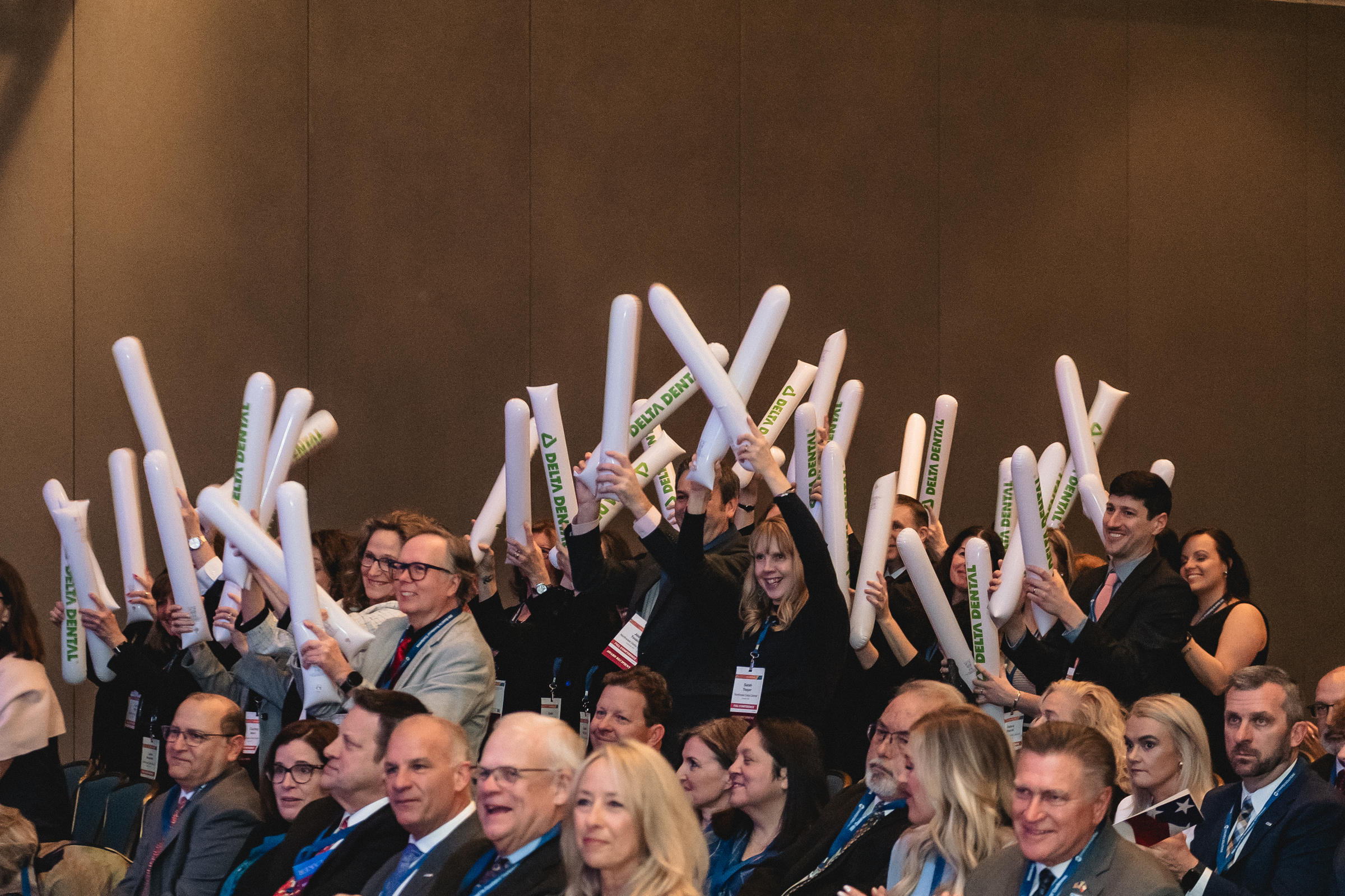 Fans Cheer At The 36th Baldrige Award Ceremony Photo 3