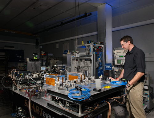 Head to Head: Photonic Pressure Sensors vs. Mercury-Based Standard | NIST