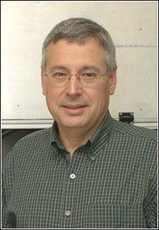 Robert Zarr Receives the ASTM International Award of Merit | NIST